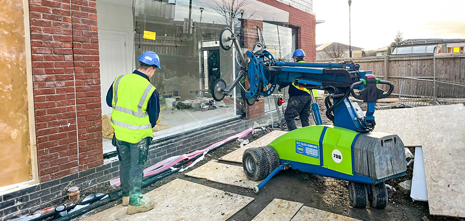 Smaller teams, bigger jobs – the Winlet glazing difference - Winlet